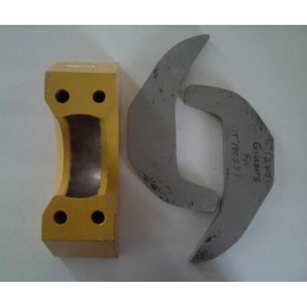(1) One New Aftermarket Replacement Blade Pivot Socket (with 2 Gussets